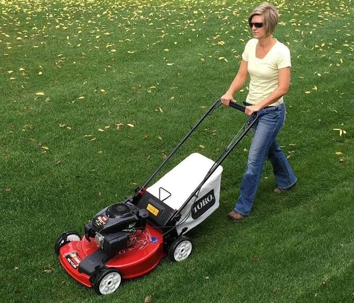 Lawn Mowers | Zero-Turn, Walk-Behind, Lawn Tractors | Lano®